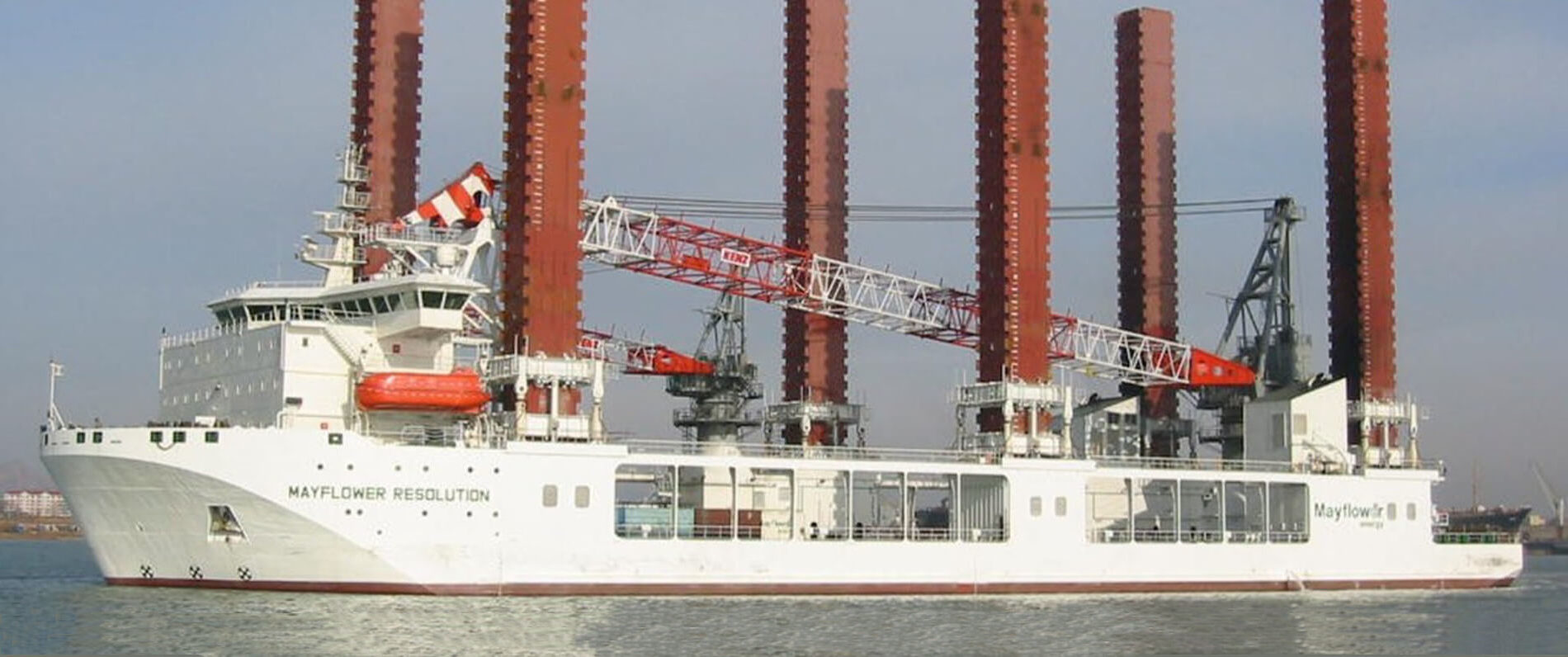 Voltaire | KNUD E. HANSEN